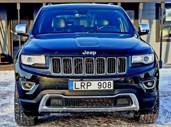 Melns Jeep Grand Cherokee 2014 Kretinga, ar dzinēja tilpumu 3.00 L un nobraukumu 264 tūkst. km par 12999 €, foto 4 vietnē AUTOMOTO.COM.LV