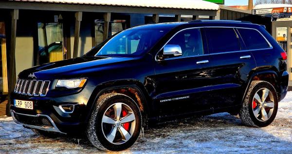Melns Jeep Grand Cherokee 2014 Kretinga, ar dzinēja tilpumu 3.00 L un nobraukumu 264 tūkst. km par 12999 €, foto 6 vietnē AUTOMOTO.COM.LV
