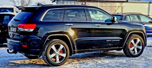 Melns Jeep Grand Cherokee 2014 Kretinga, ar dzinēja tilpumu 3.00 L un nobraukumu 264 tūkst. km par 12999 €, foto 7 vietnē AUTOMOTO.COM.LV
