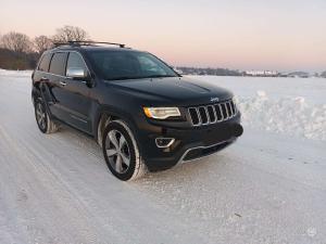 Black Jeep Grand Cherokee 2014 in Taurage, with an engine capacity of 2.99 L and mileage of 209 thousand km for 11200 €, photo 2 on AUTOMOTO.COM.LV