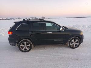 Black Jeep Grand Cherokee 2014 in Taurage, with an engine capacity of 2.99 L and mileage of 209 thousand km for 11200 €, photo 7 on AUTOMOTO.COM.LV