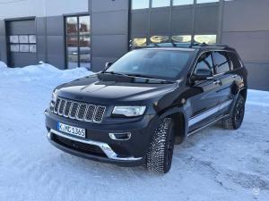 Black Jeep Grand Cherokee 2014 in Jonava, with an engine capacity of 2.99 L and mileage of 2466 thousand km for 14190 €, photo 2 on AUTOMOTO.COM.LV