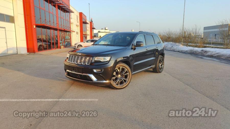 Black Jeep Grand Cherokee 2014 in Tallinn, with an engine capacity of 3.00 L and mileage of 200 thousand km for 13799 €, photo 2 on AUTOMOTO.COM.LV