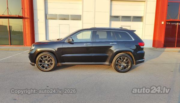 Melns Jeep Grand Cherokee 2014 Tallina, ar dzinēja tilpumu 3.00 L un nobraukumu 200 tūkst. km par 13799 €, foto 8 vietnē AUTOMOTO.COM.LV