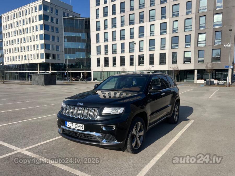 Black Jeep Grand Cherokee 2014 in Tallinn, with an engine capacity of 3.00 L and mileage of 247 thousand km for 12499 €, photo 6 on AUTOMOTO.COM.LV