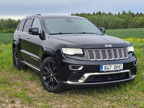 Black Jeep Grand Cherokee 2014 in Rakvere, with an engine capacity of 3.00 L and mileage of 220 thousand km for 15200 €, photo 1 on AUTOMOTO.COM.LV