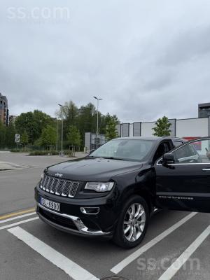 Black Jeep Grand Cherokee 2014 in Riga, with an engine capacity of 3.00 L and mileage of 233 thousand km for 11900 €, photo  on AUTOMOTO.COM.LV