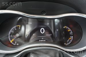 Black Jeep Grand Cherokee 2014 in Dobele, with an engine capacity of 3.00 L and mileage of 226 thousand km for 11200 €, photo 14 on AUTOMOTO.COM.LV