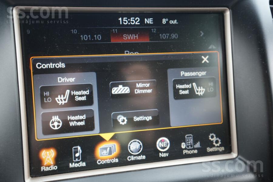 Black Jeep Grand Cherokee 2014 in Dobele, with an engine capacity of 3.00 L and mileage of 226 thousand km for 11200 €, photo 18 on AUTOMOTO.COM.LV