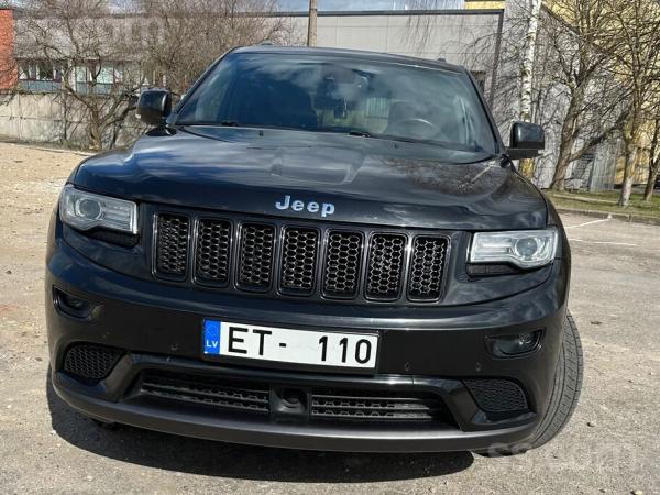 Melns Jeep Grand Cherokee 2014 Liepāja, ar dzinēja tilpumu 3.00 L un nobraukumu 250 tūkst. km par 11600 €, foto 1 vietnē AUTOMOTO.COM.LV