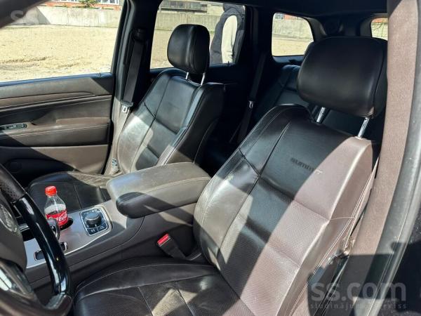 Melns Jeep Grand Cherokee 2014 Liepāja, ar dzinēja tilpumu 3.00 L un nobraukumu 250 tūkst. km par 11600 €, foto 7 vietnē AUTOMOTO.COM.LV