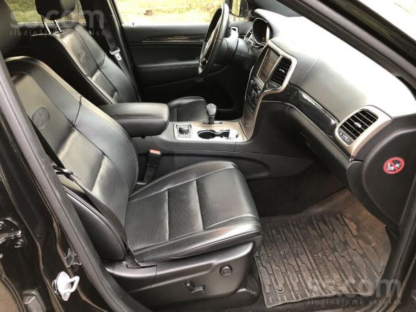 Melns Jeep Grand Cherokee 2014 Rīga, ar dzinēja tilpumu 3.00 L un nobraukumu 164 tūkst. km par 14900 €, foto 5 vietnē AUTOMOTO.COM.LV