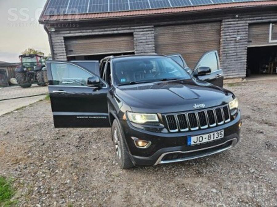 Melns Jeep Grand Cherokee 2014 Kuldīga, ar dzinēja tilpumu 3.00 L un nobraukumu 155 tūkst. km par 13500 €, foto 1 vietnē AUTOMOTO.COM.LV