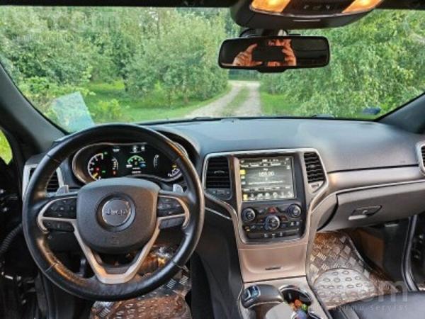 Melns Jeep Grand Cherokee 2014 Kuldīga, ar dzinēja tilpumu 3.00 L un nobraukumu 155 tūkst. km par 13500 €, foto 6 vietnē AUTOMOTO.COM.LV