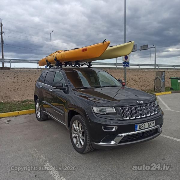 Black Jeep Grand Cherokee 2014 in Tallinn, with an engine capacity of 3.00 L and mileage of 247 thousand km for 12000 €, photo 7 on AUTOMOTO.COM.LV