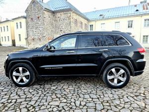 Black Jeep Grand Cherokee 2014 in Jekabpils, with an engine capacity of 3.00 L and mileage of 208 thousand km for 12700 €, photo  on AUTOMOTO.COM.LV
