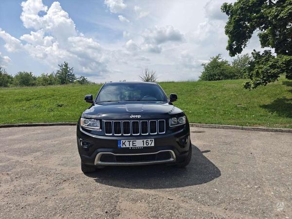 Black Jeep Grand Cherokee 2014 in Kaunas, with an engine capacity of 3.60 L and mileage of 296 thousand km for 9000 €, photo 1 on AUTOMOTO.COM.LV