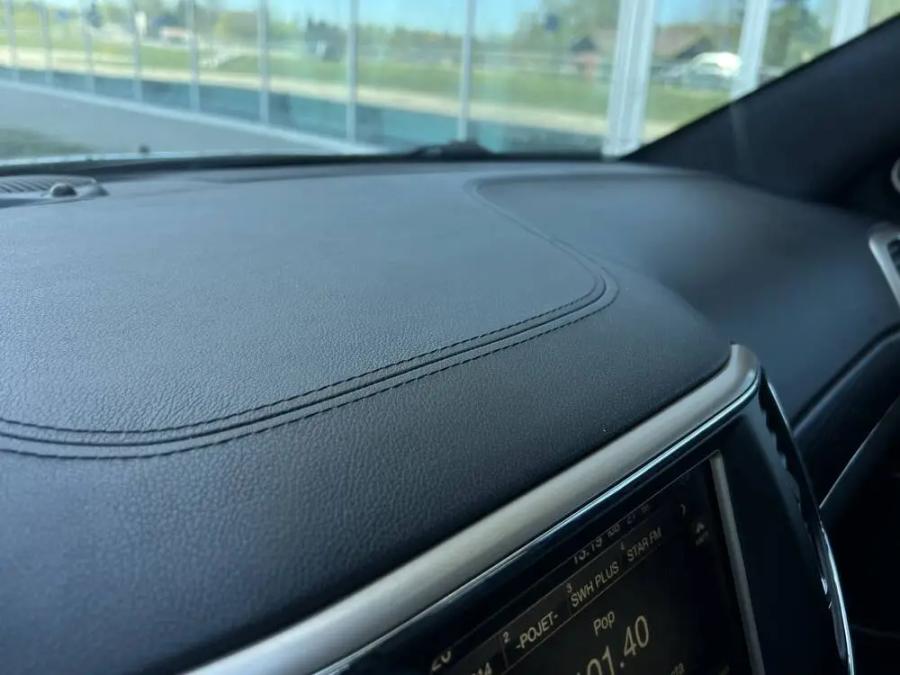 Melns Jeep Grand Cherokee 2014 Rēzekne, ar dzinēja tilpumu 3.00 L un nobraukumu 205 tūkst. km par 11990 €, foto 19 vietnē AUTOMOTO.COM.LV