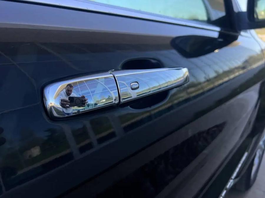 Melns Jeep Grand Cherokee 2014 Rēzekne, ar dzinēja tilpumu 3.00 L un nobraukumu 205 tūkst. km par 11990 €, foto 24 vietnē AUTOMOTO.COM.LV