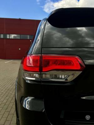 Melns Jeep Grand Cherokee 2014 Kauņa, ar dzinēja tilpumu 3.00 L un nobraukumu 257 tūkst. km par 10999 €, foto 13 vietnē AUTOMOTO.COM.LV