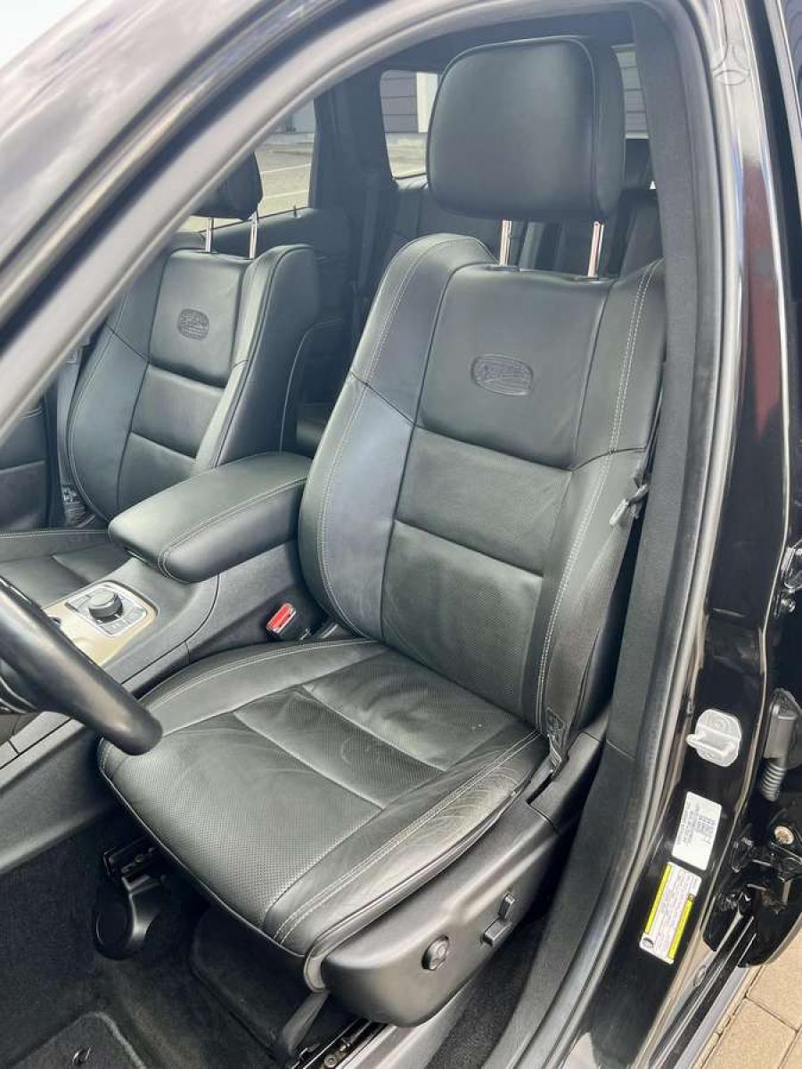 Melns Jeep Grand Cherokee 2014 Kauņa, ar dzinēja tilpumu 3.00 L un nobraukumu 257 tūkst. km par 10999 €, foto 20 vietnē AUTOMOTO.COM.LV