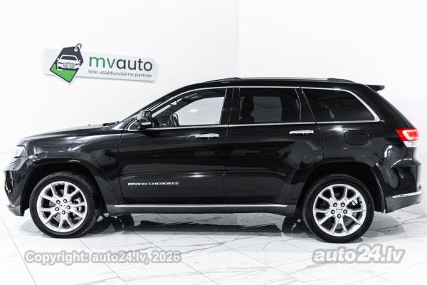 Black Jeep Grand Cherokee 2014 in Tallinn, with an engine capacity of 3.00 L and mileage of 247 thousand km for 11990 €, photo 10 on AUTOMOTO.COM.LV