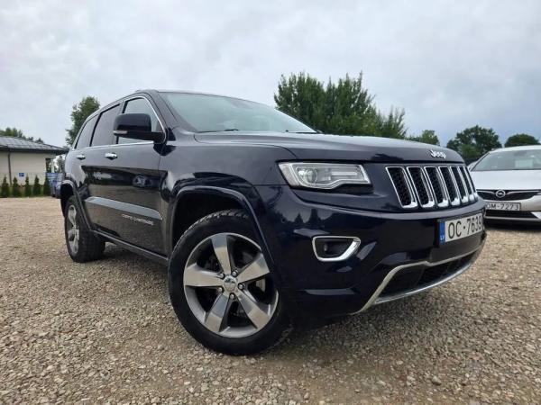 Melns Jeep Grand Cherokee 2014 Jelgava, ar dzinēja tilpumu 3.00 L un nobraukumu 145 tūkst. km par 11600 €, foto 3 vietnē AUTOMOTO.COM.LV