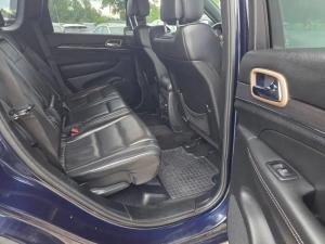 Melns Jeep Grand Cherokee 2014 Jelgava, ar dzinēja tilpumu 3.00 L un nobraukumu 145 tūkst. km par 11600 €, foto 13 vietnē AUTOMOTO.COM.LV