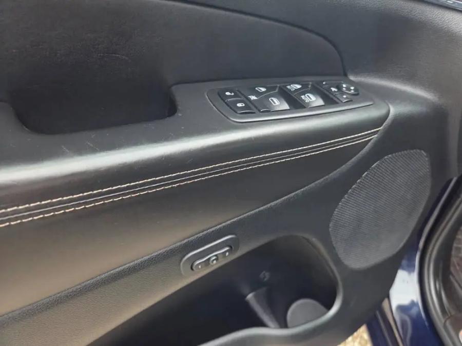 Melns Jeep Grand Cherokee 2014 Jelgava, ar dzinēja tilpumu 3.00 L un nobraukumu 145 tūkst. km par 11600 €, foto 16 vietnē AUTOMOTO.COM.LV