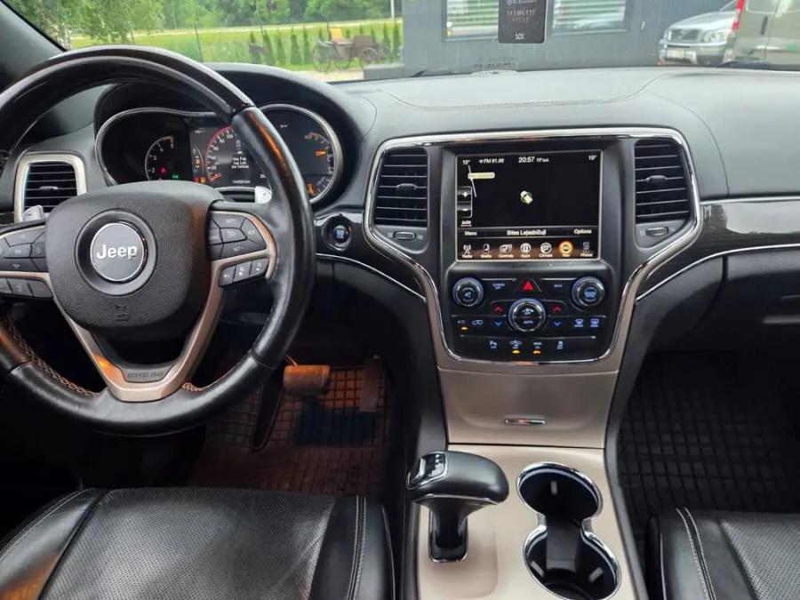 Melns Jeep Grand Cherokee 2014 Jelgava, ar dzinēja tilpumu 3.00 L un nobraukumu 145 tūkst. km par 11600 €, foto 20 vietnē AUTOMOTO.COM.LV