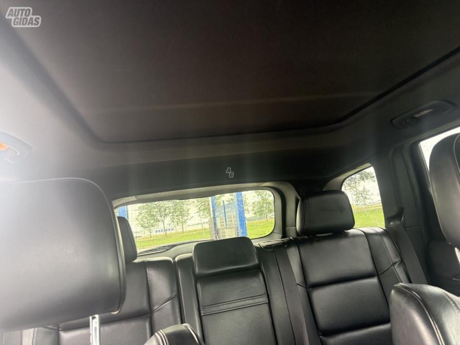 Black Jeep Grand Cherokee 2014 in Panevezys, with an engine capacity of 3.00 L and mileage of 300 thousand km for 9500 €, photo 25 on AUTOMOTO.COM.LV