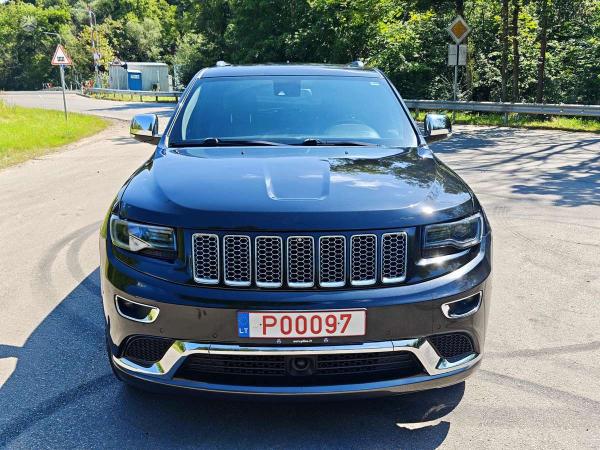 Melns Jeep Grand Cherokee 2014 Kauņa, ar dzinēja tilpumu 5.65 L un nobraukumu 238 tūkst. km par 13500 €, foto 2 vietnē AUTOMOTO.COM.LV