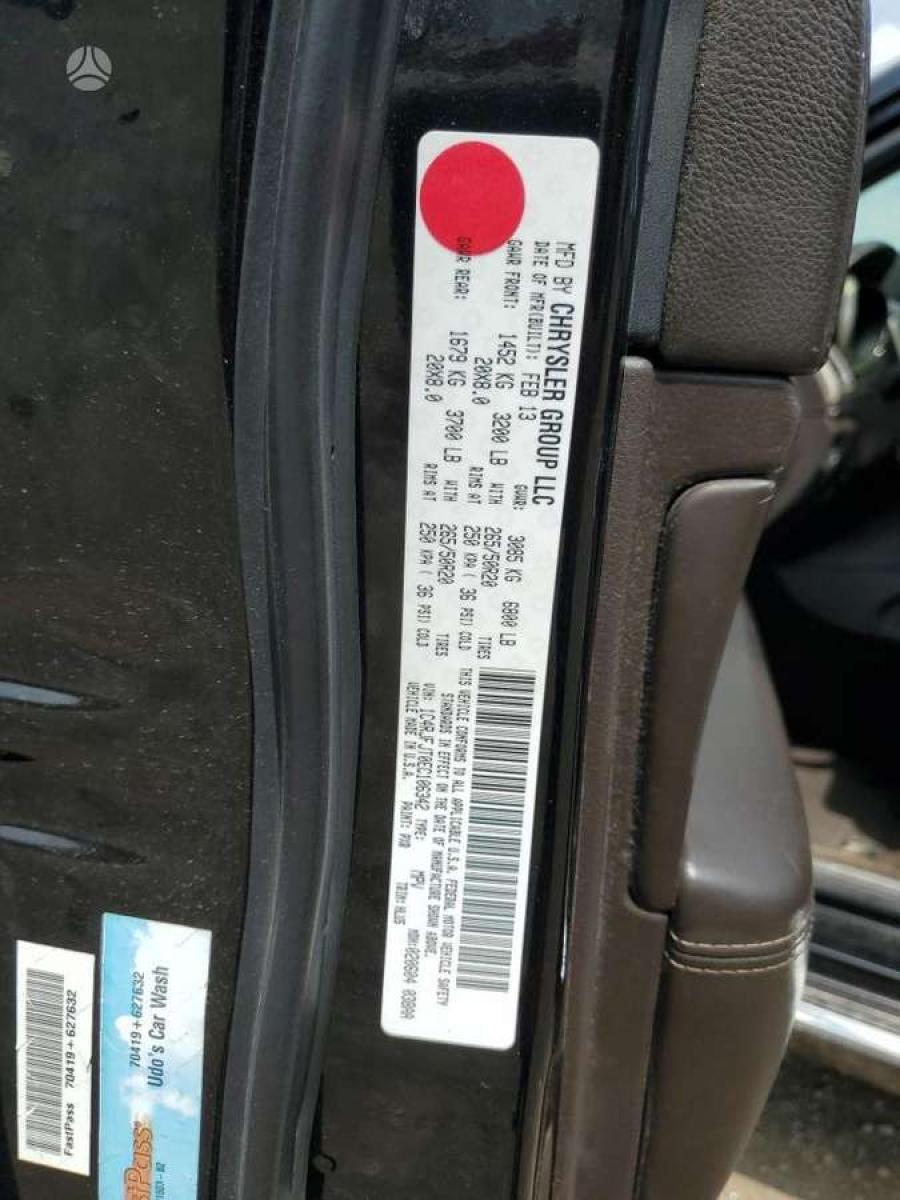 Black Jeep Grand Cherokee 2014 in Kaunas, with an engine capacity of 5.65 L and mileage of 238 thousand km for 13500 €, photo 37 on AUTOMOTO.COM.LV
