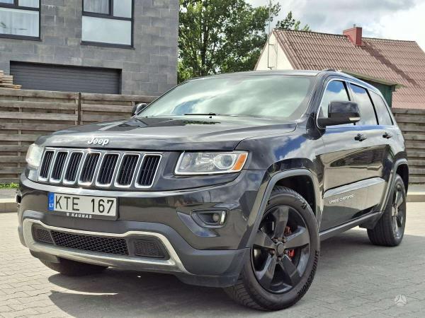 Black Jeep Grand Cherokee 2014 in Silute, with an engine capacity of 3.60 L and mileage of 297 thousand km for 9999 €, photo 8 on AUTOMOTO.COM.LV