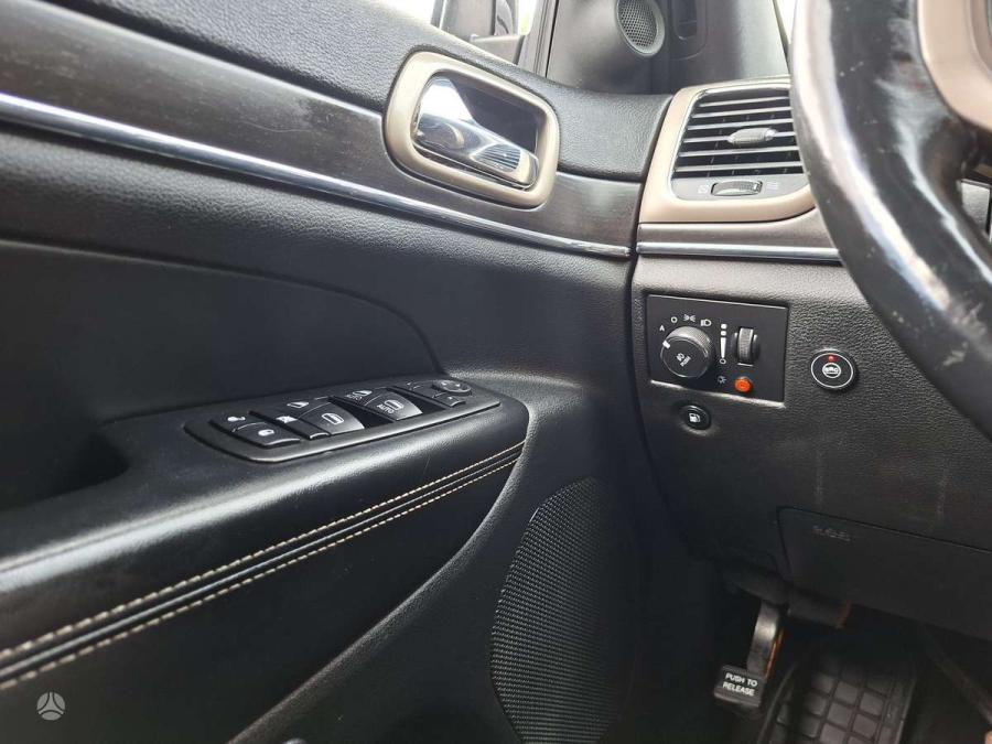 Melns Jeep Grand Cherokee 2014 Šilutė, ar dzinēja tilpumu 3.60 L un nobraukumu 297 tūkst. km par 9999 €, foto 19 vietnē AUTOMOTO.COM.LV