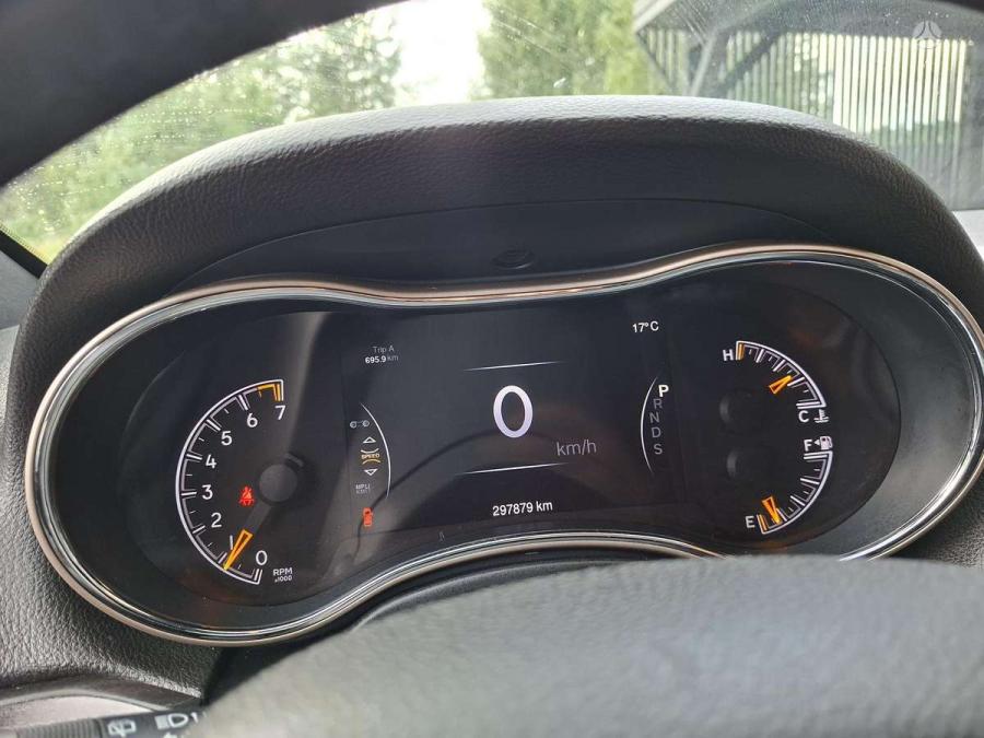 Melns Jeep Grand Cherokee 2014 Šilutė, ar dzinēja tilpumu 3.60 L un nobraukumu 297 tūkst. km par 9999 €, foto 20 vietnē AUTOMOTO.COM.LV