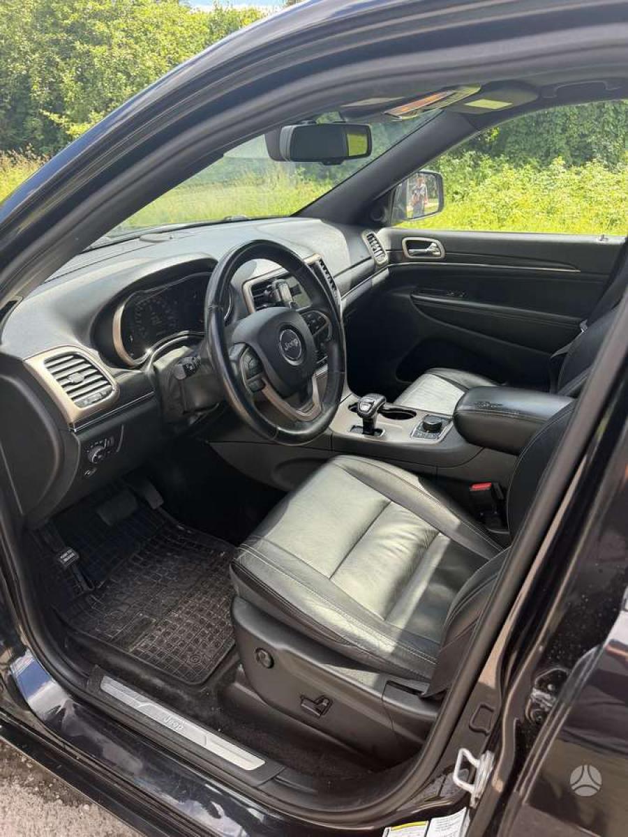 Melns Jeep Grand Cherokee 2014 Prienai, ar dzinēja tilpumu 3.60 L un nobraukumu 250 tūkst. km par 11500 €, foto 8 vietnē AUTOMOTO.COM.LV