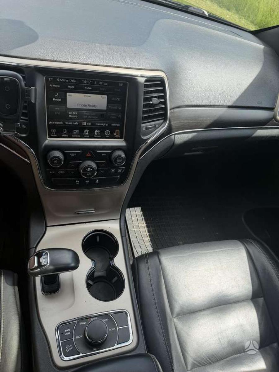 Melns Jeep Grand Cherokee 2014 Prienai, ar dzinēja tilpumu 3.60 L un nobraukumu 250 tūkst. km par 11500 €, foto 10 vietnē AUTOMOTO.COM.LV
