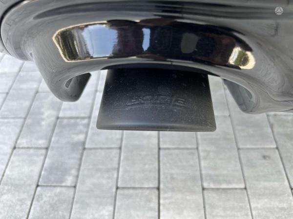 Black Jeep Grand Cherokee 2014 in Siauliai, with an engine capacity of 6.42 L and mileage of 141 thousand km for 23999 €, photo 5 on AUTOMOTO.COM.LV