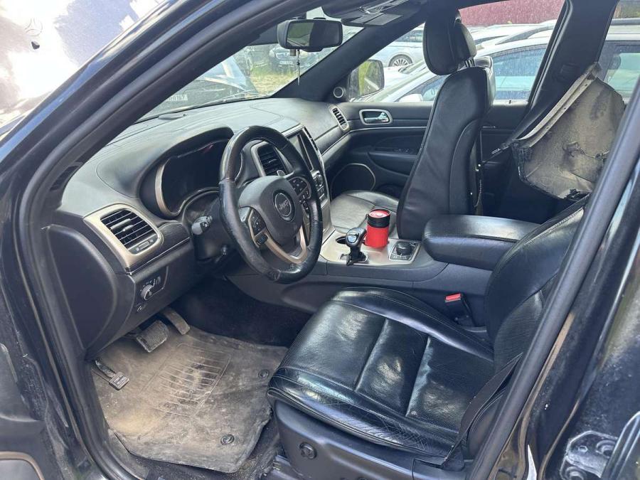 Черный Джип Гранд Чероки 2014 в Вильнюс, объемом двигателя 2.99 л и пробегом 352 тыс. км за 6000 €, фото 7 на AUTOMOTO.COM.LV