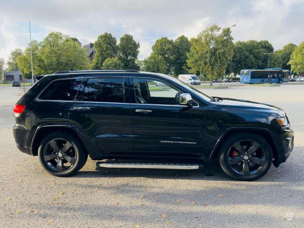 Черный Джип Гранд Чероки 2014 в Клайпеда, объемом двигателя 3.60 л и пробегом 193 тыс. км за 14999 €, фото 7 на AUTOMOTO.COM.LV