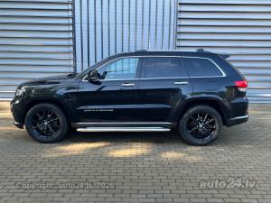 Black Jeep Grand Cherokee 2014 in Tallinn, with an engine capacity of 3.00 L and mileage of 265 thousand km for 13450 €, photo 4 on AUTOMOTO.COM.LV