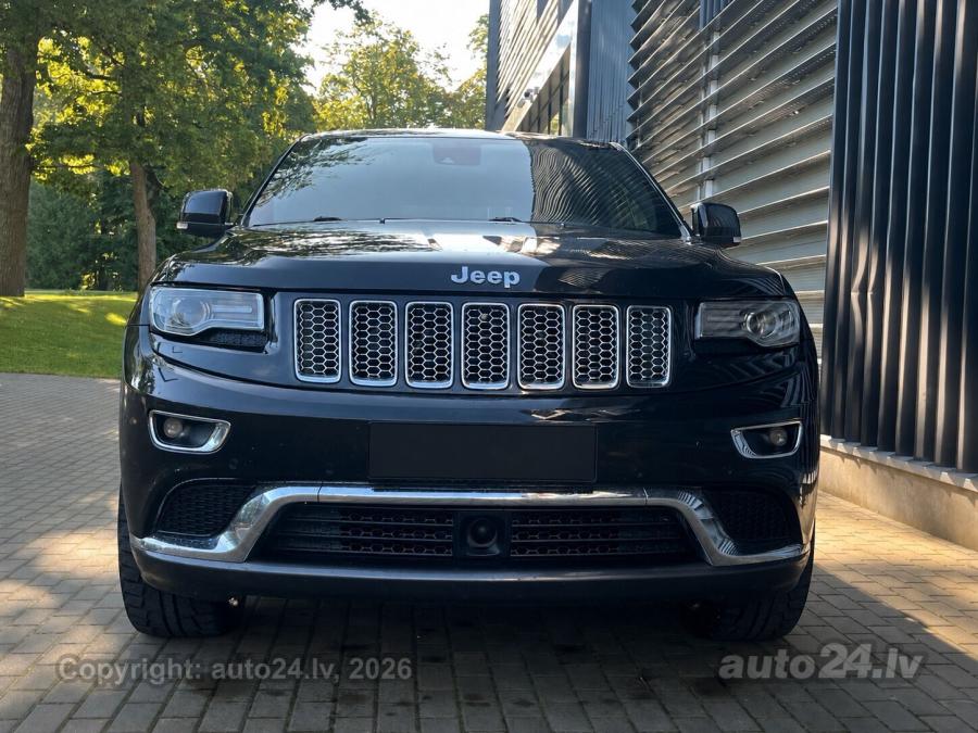 Black Jeep Grand Cherokee 2014 in Tallinn, with an engine capacity of 3.00 L and mileage of 265 thousand km for 13450 €, photo 6 on AUTOMOTO.COM.LV