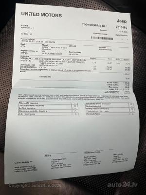 Black Jeep Grand Cherokee 2014 in Tallinn, with an engine capacity of 3.00 L and mileage of 265 thousand km for 13450 €, photo 11 on AUTOMOTO.COM.LV