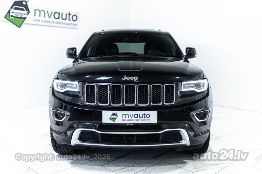 Black Jeep Grand Cherokee 2014 in Tallinn, with an engine capacity of 3.00 L and mileage of 181 thousand km for 12990 €, photo 5 on AUTOMOTO.COM.LV