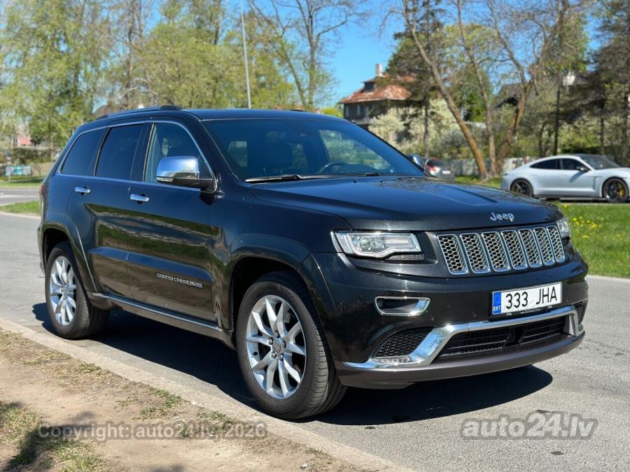 Black Jeep Grand Cherokee 2014 in Tallinn, with an engine capacity of 3.00 L and mileage of 223 thousand km for 13500 €, photo 1 on AUTOMOTO.COM.LV