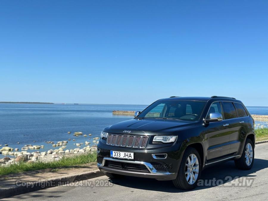 Black Jeep Grand Cherokee 2014 in Tallinn, with an engine capacity of 3.00 L and mileage of 223 thousand km for 13500 €, photo 3 on AUTOMOTO.COM.LV
