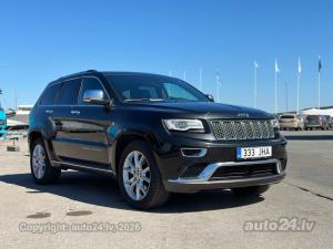 Black Jeep Grand Cherokee 2014 in Tallinn, with an engine capacity of 3.00 L and mileage of 223 thousand km for 13500 €, photo 6 on AUTOMOTO.COM.LV