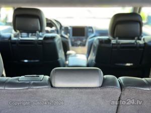 Black Jeep Grand Cherokee 2014 in Tallinn, with an engine capacity of 3.00 L and mileage of 223 thousand km for 13500 €, photo 11 on AUTOMOTO.COM.LV