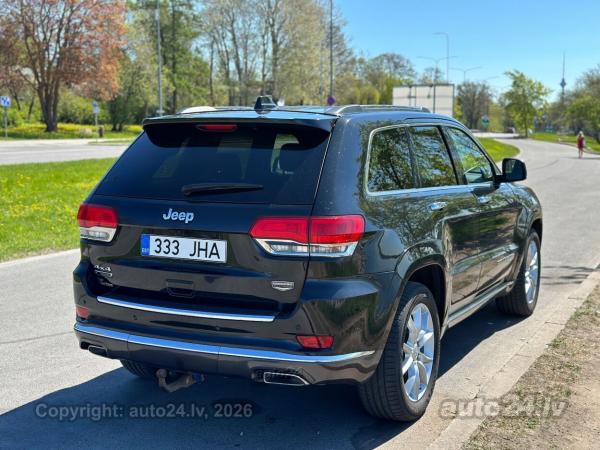 Melns Jeep Grand Cherokee 2014 Tallina, ar dzinēja tilpumu 3.00 L un nobraukumu 223 tūkst. km par 13500 €, foto 8 vietnē AUTOMOTO.COM.LV